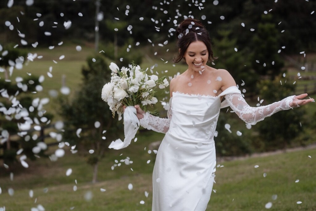 Confetti Toss Bundle - Biodegradable Confetti - White Circles ...